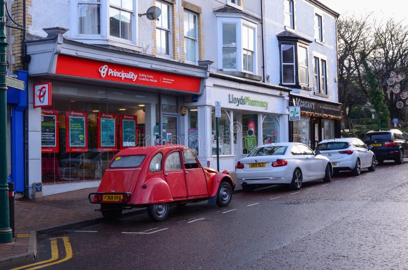 Classic Motor Car Parked on the High Street Editorial Image - Image of ... Classic Motor Car Parked on the High Street Editorial Image - Image of ...