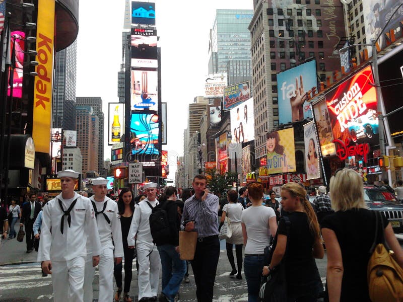 Classic NYC scene editorial photo. Image of strip, times - 44345236