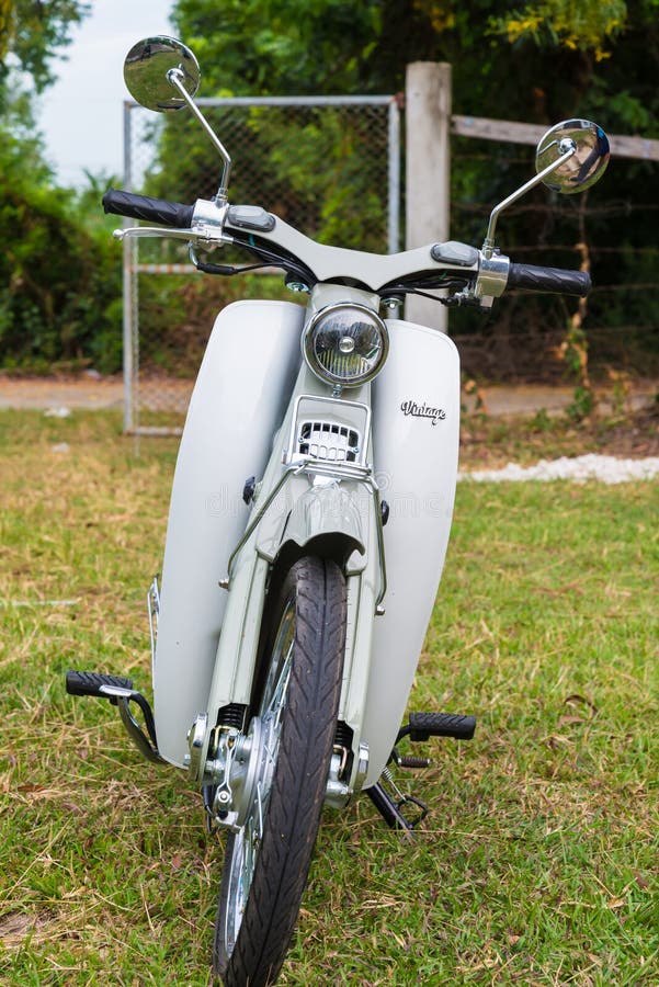 Classic old motorcycle stock photo. Image of bike, outdoor - 289142548