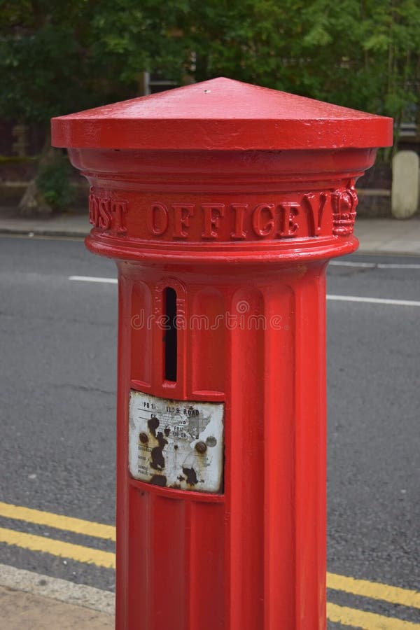 Classic Post Box in Birkenhead Editorial Stock Photo - Image of tpye ...
