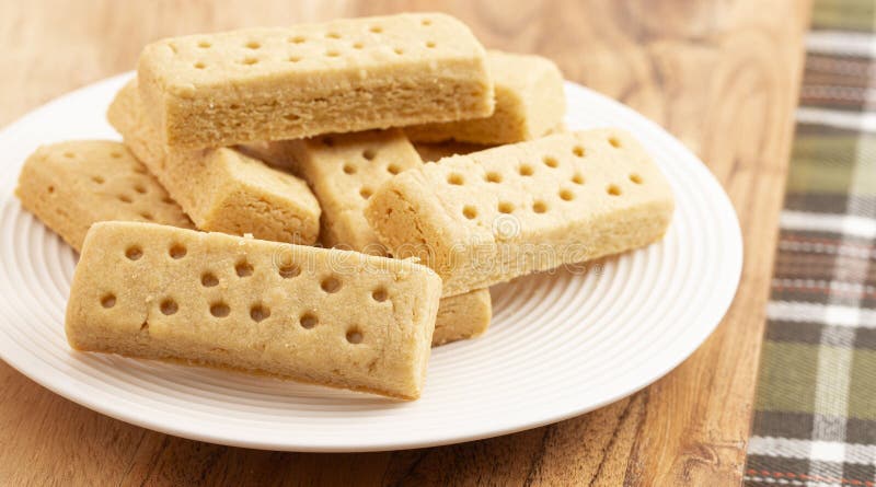 Classic Rectangular Butter Shortbread with Green Tartin Tablecloth ...