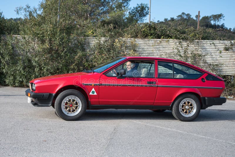Classic Red Alfa Romeo GTV 2.0 Editorial Stock Image - Image of ancient ...