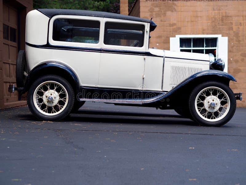 Classic Sedan Profile stock image. Image of model, collector - 76108517