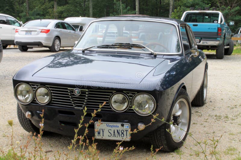 2,308 Classic Alfa Romeo Coupe Stock Photos - Free & Royalty-Free Stock ...
