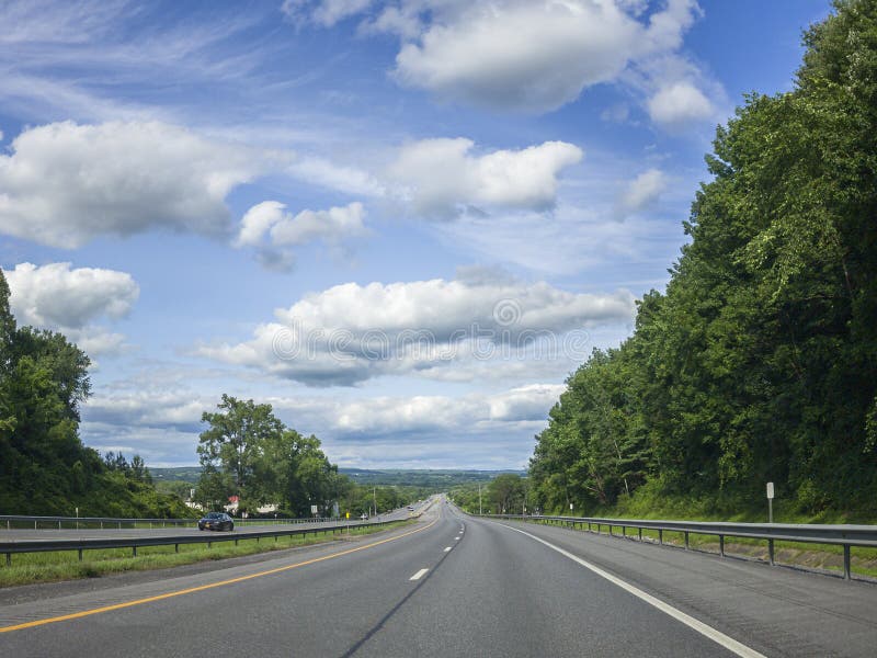 Wide View of US Highway stock image. Image of foliage - 228197125