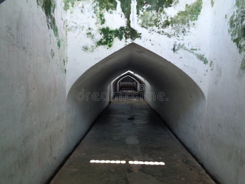 Classic Tunnel Water Castel Editorial Photography - Image of completed ...