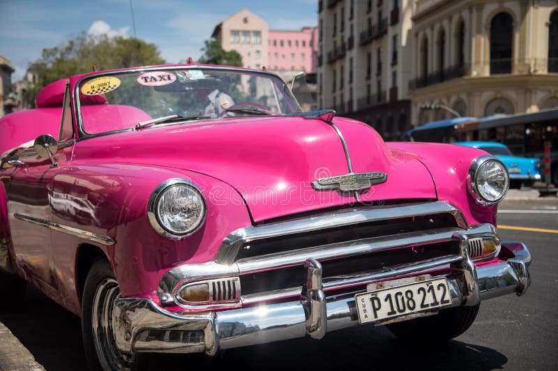 Classico cubano rosa immagine stock editoriale. Immagine di castro ...