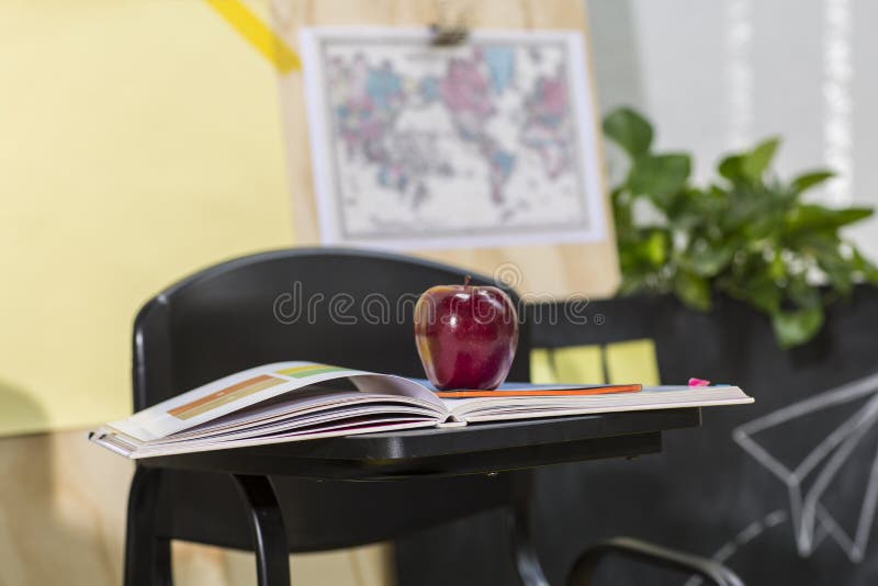 Classroom Seating before Class Stock Image - Image of detail, knowledge ...