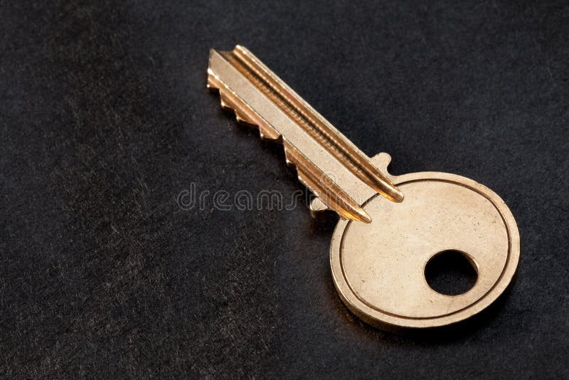 Clave de casa foto de archivo. Imagen de dorado, casa - 247062708