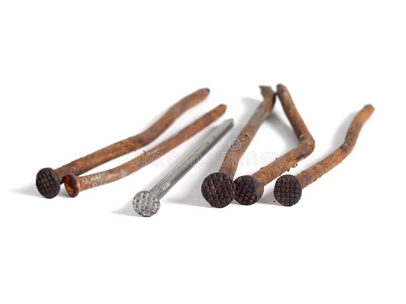 Clavo oxidado en madera imagen de archivo. Imagen de fondo - 10970441