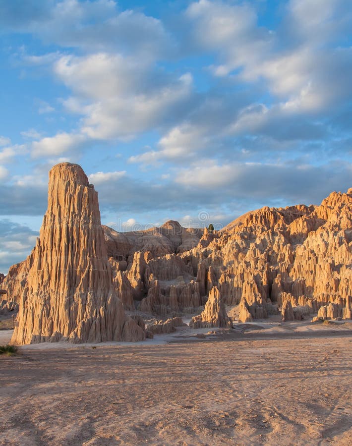 Clay formation stock image. Image of arid, canyon, blue - 25840341