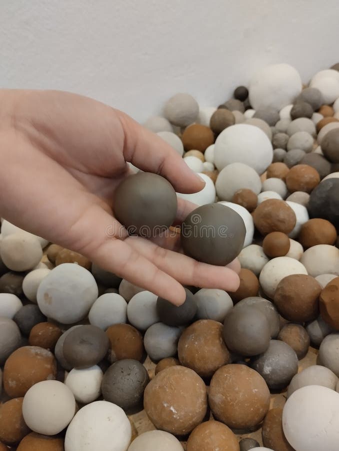 Clay Formed into a Circle Symbolizes Unity. Stock Photo - Image of ...