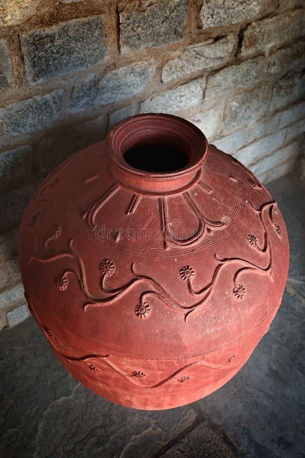 Clay jar stock image. Image of vintage, indian, ornament - 15635097