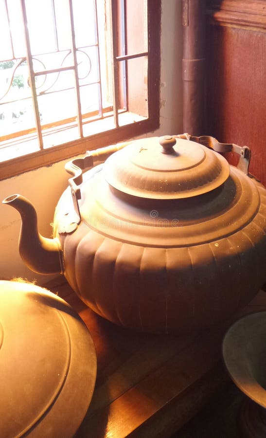 Clay kettle and water jar stock photo. Image of clay - 55236626