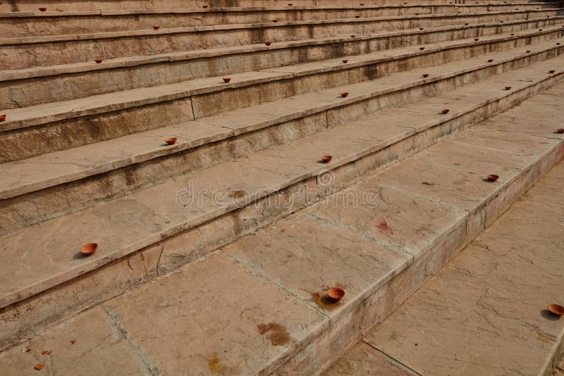 Clay Plates Arranged on the Stairs for Diwali Celebration in Ind Stock ...