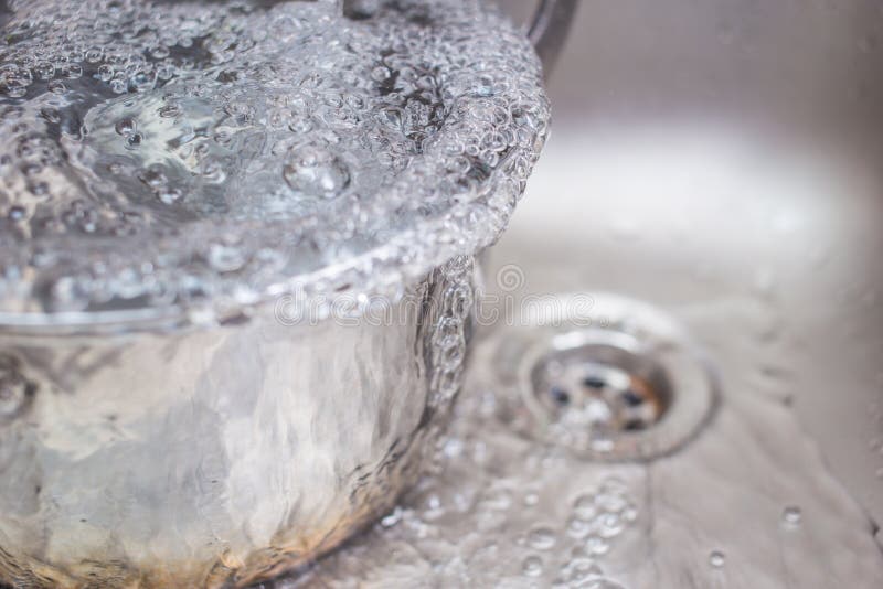 Clean Clear Water Rinse from Kitchenware Stock Photo - Image of ...