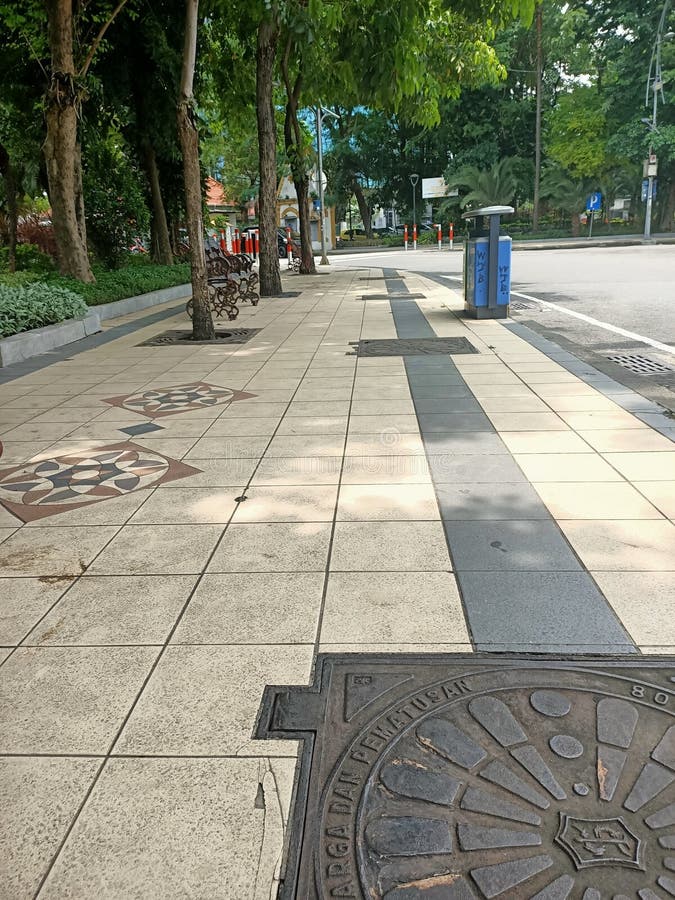 Clean and Comfortable City Park Area Stock Photo - Image of area, clean ...