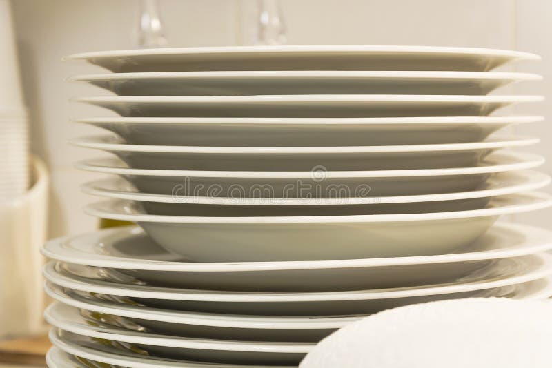 Clean Plates Isolated on White Stock Image - Image of pile, pastel ...