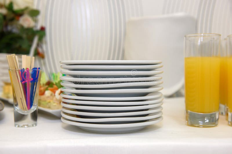 Clean Plates Utensil for Eating Stock Photo - Image of glassware, pile ...