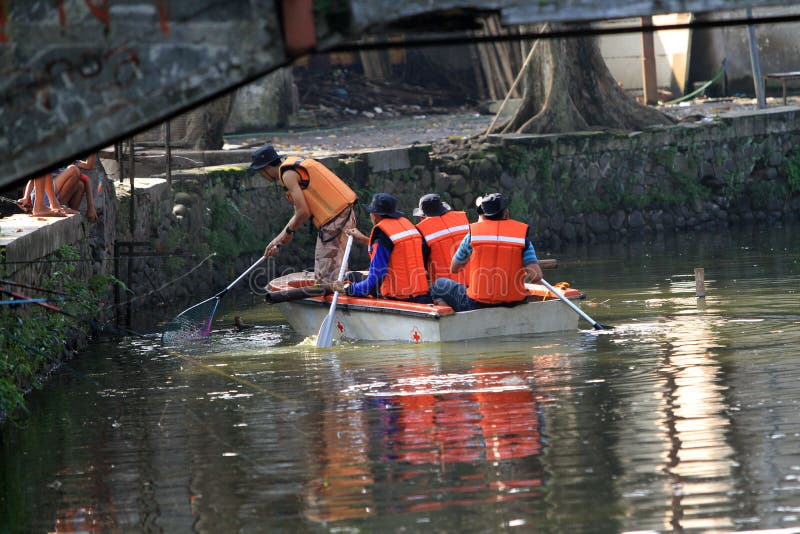 Clean up the river editorial stock image. Image of water - 51735274