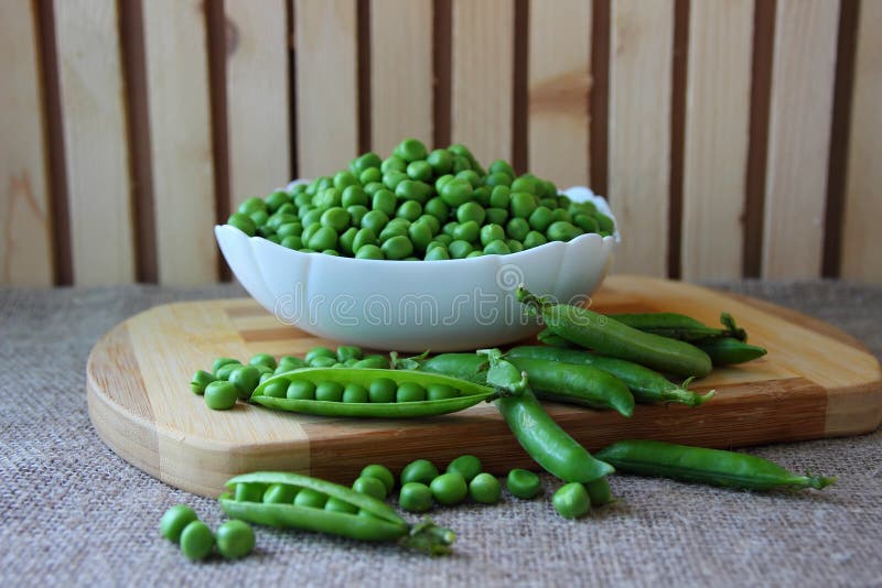 The cleaned peas stock image. Image of healthy, vegetarian - 55921493