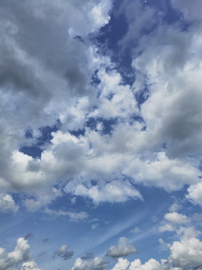 Clear Blue Sky Background,clouds with Background, Blue Sky Background ...