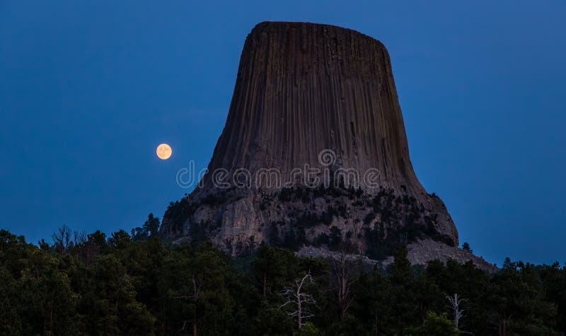 Clear Moonrise on Devils Tower, Devils Tower National Monument, Wyoming ...