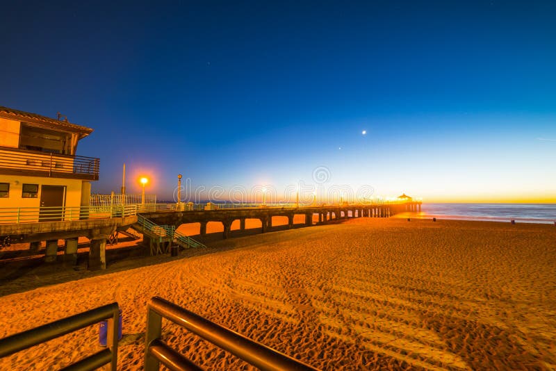 Clear Night in Hermosa Beach Stock Photo - Image of autumn, manhattan ...
