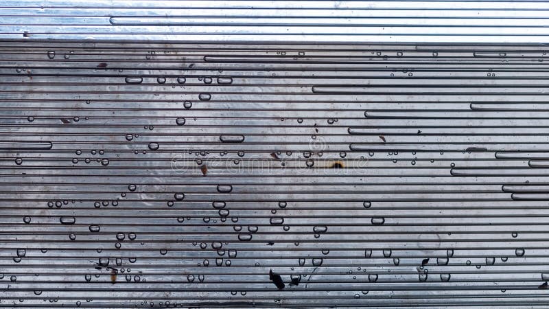 Clear Plastic Roof Surface Silver Color with Air Bubbles Inside ...