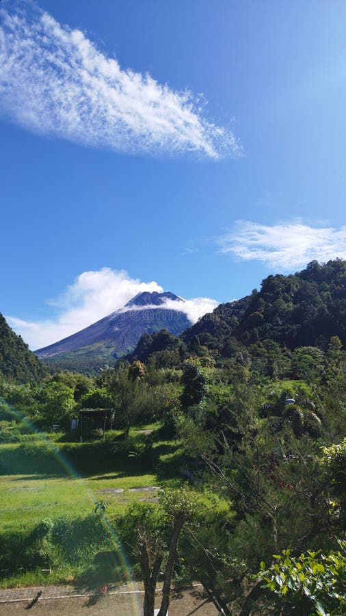 Clear views of Merapi stock photo. Image of blue, views - 276028944