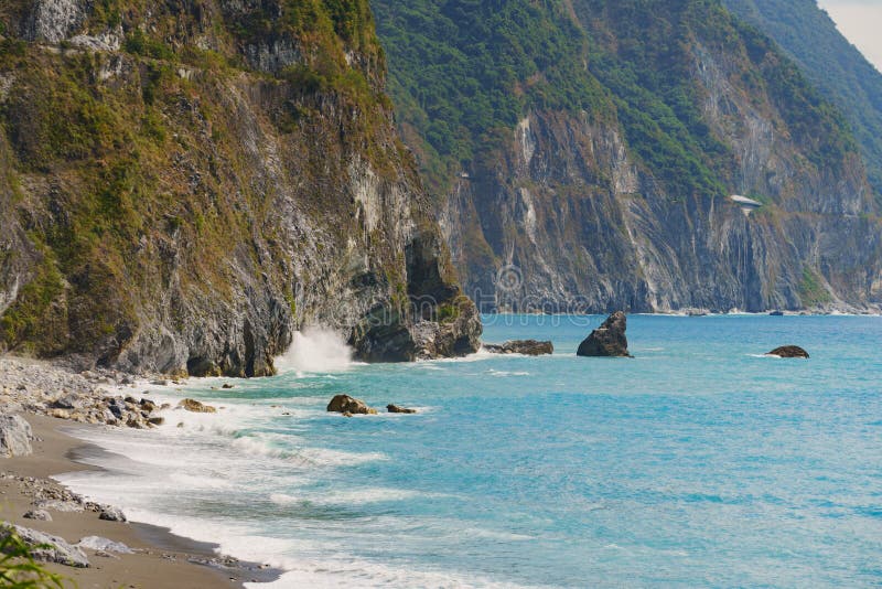 The Clear Waves Hit the Beautiful Coast Stock Photo - Image of ...