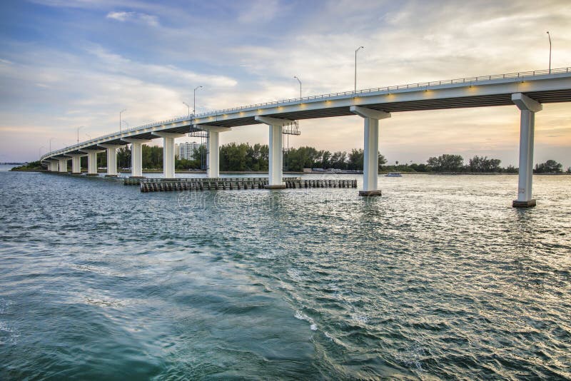 Clearwater Memorial Causeway at the Blue Hour Editorial Photography ...