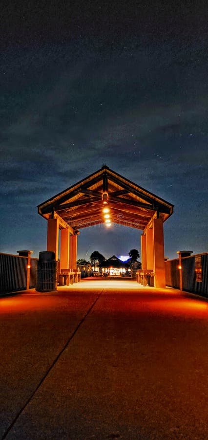 Clearwater Pier, Florida at Night Editorial Image - Image of horizon ...