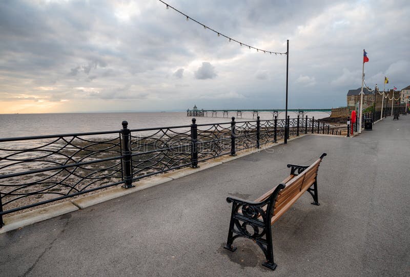 Clevedon Seafront stock photo. Image of britain, promenade - 72707756