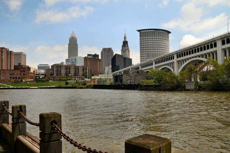 Cleveland across the river stock image. Image of growth - 20723279