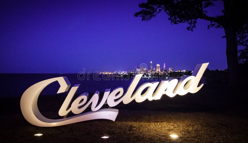 Cleveland Sign Overlooking the Cityscape of Downtown Cleveland,Ohio ...