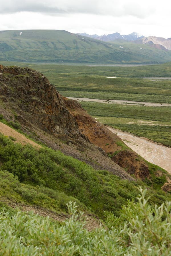 Cliff of the Alaska Range stock image. Image of america - 40728535