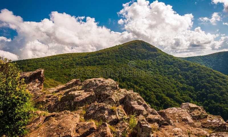 Cliffs and View of Hawksbill Mountain on Crescent Rock, in Shenandoah ...