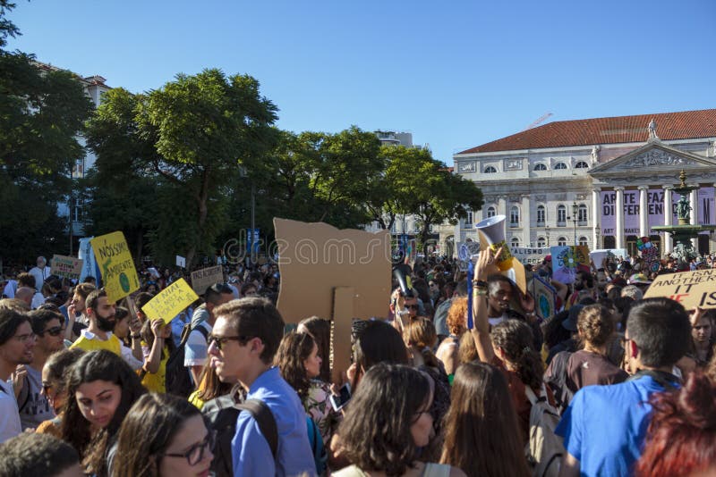 Climate Change Protest March in Lisbon Editorial Stock Photo - Image of ...