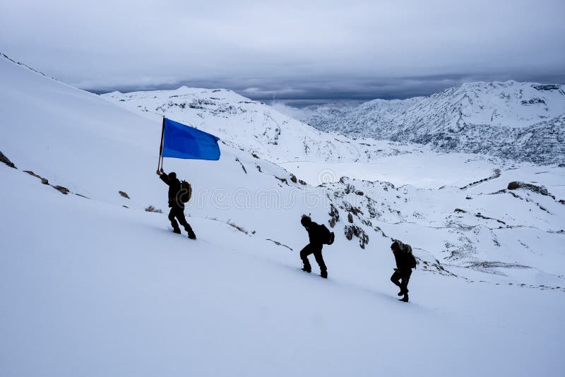 Climbing and Successful Approaches of Climbers Approaching the Summit ...