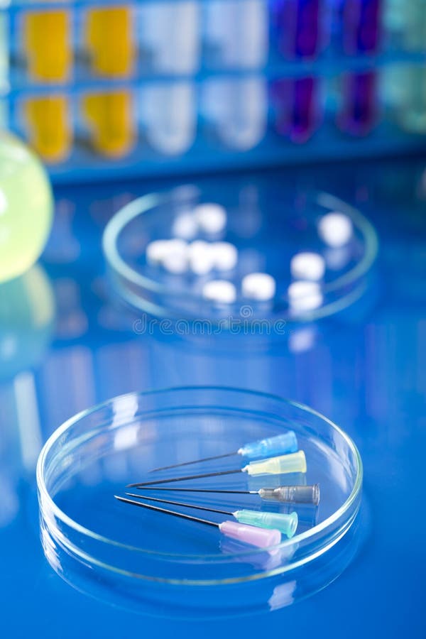 Clinical Trials Stock Photos - Download 524 Royalty Free Photos