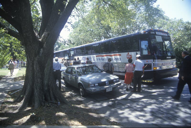 Clinton and Gore bus editorial photo. Image of americans - 26276636