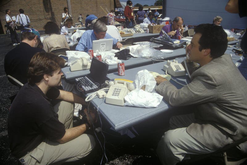 Clinton/Gore Campaign Staff Editorial Image - Image of political ...