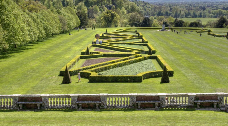 Cliveden garden England editorial image. Image of trust - 9149150