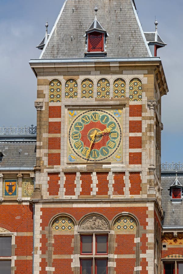 Clock Central Station Amsterdam Stock Image - Image of landmark ...