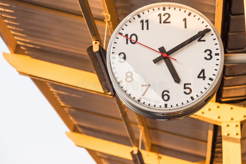Clock in Chiang Mai Railway Station Stock Image - Image of speed, clock ...