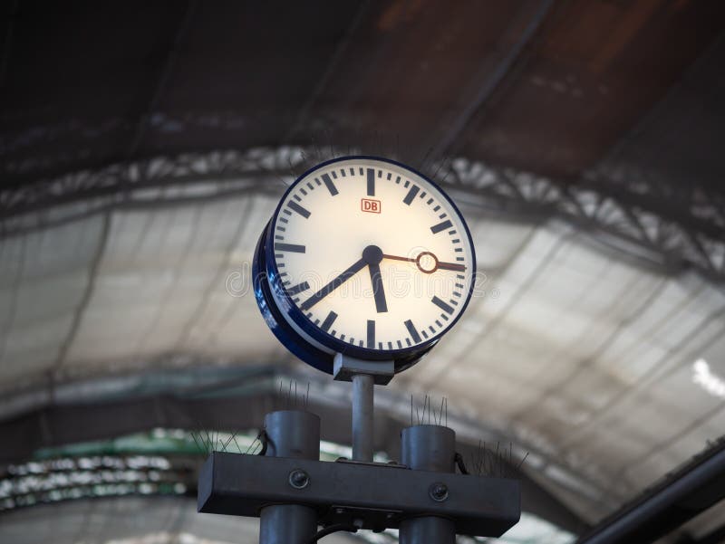 Clock Deutsche Bahn Db Train Station Stock Photos - Free & Royalty-Free ...