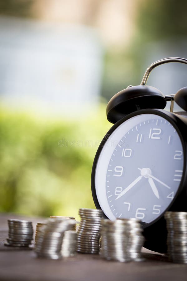 Clock and Money, the Accumulation of Wealth and the Passage of Time ...