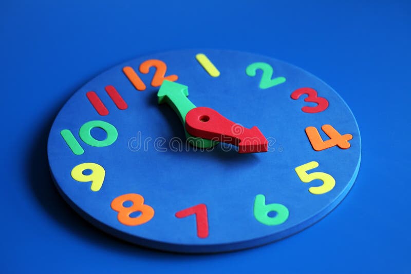 Clock showing 5 pm stock photo. Image of colors, clock - 3637488