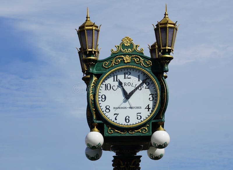 Clock, Sky Picture. Image: 97215015